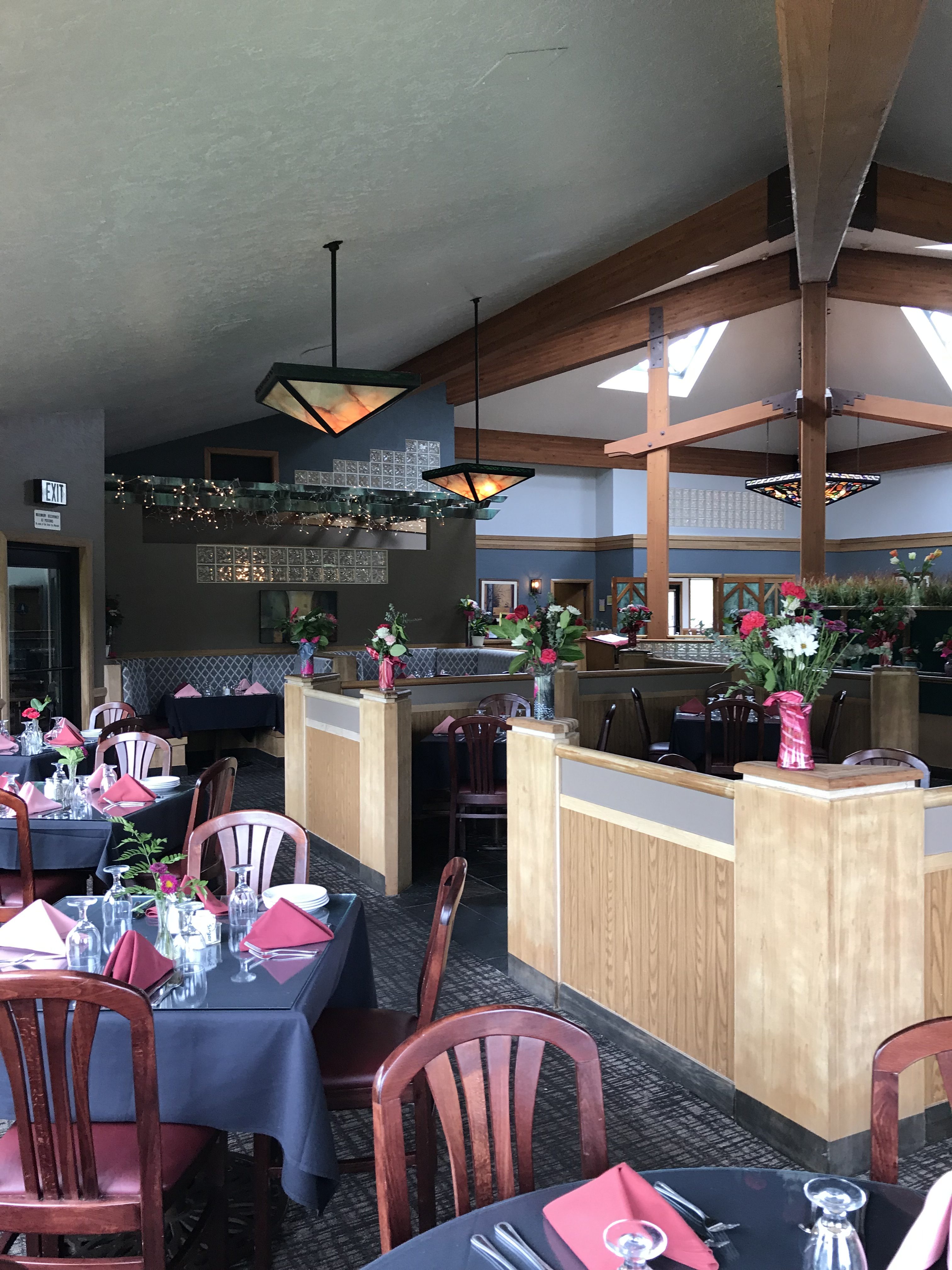 Dining - Mount Shasta Resort